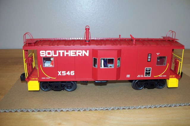 Lionel Train #17663 Southern Railway Bay Window Caboose for sale online ...