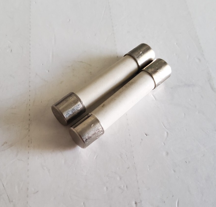 3601-001198 Samsung Microwave Ceramic Fuse 20Amp 125V SAM-3601-001198 ...