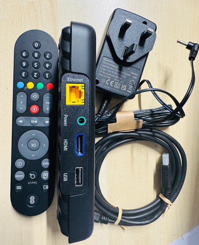 EE TV Box Mini 4K Set-Top Box Freeview Dolby Atmos HDR With Remote and ...