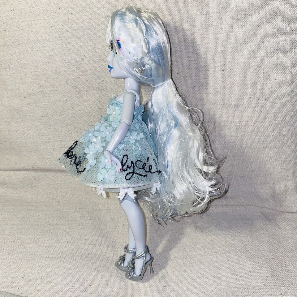 Rainbow High Shadow High Costume Ball Eliza McFee MGA 2022 No Wings | eBay