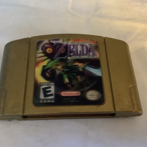 Legend of Zelda: Majora's Mask Collectors Edition Holographic Cartridge ...