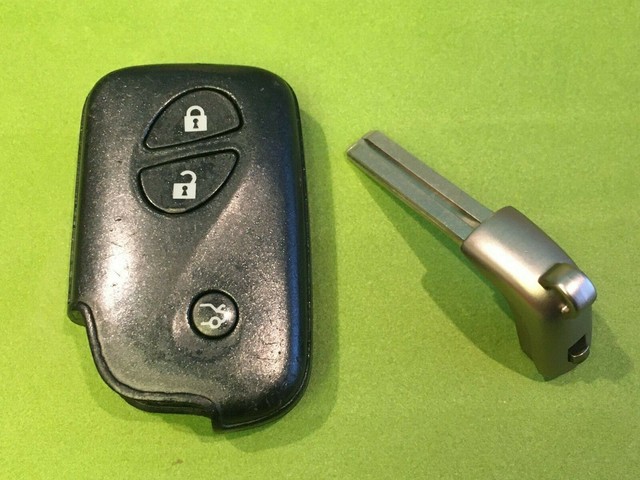 Original genuine DENSO 14AAC smart key from LEXUS IS220D keyfob with ...