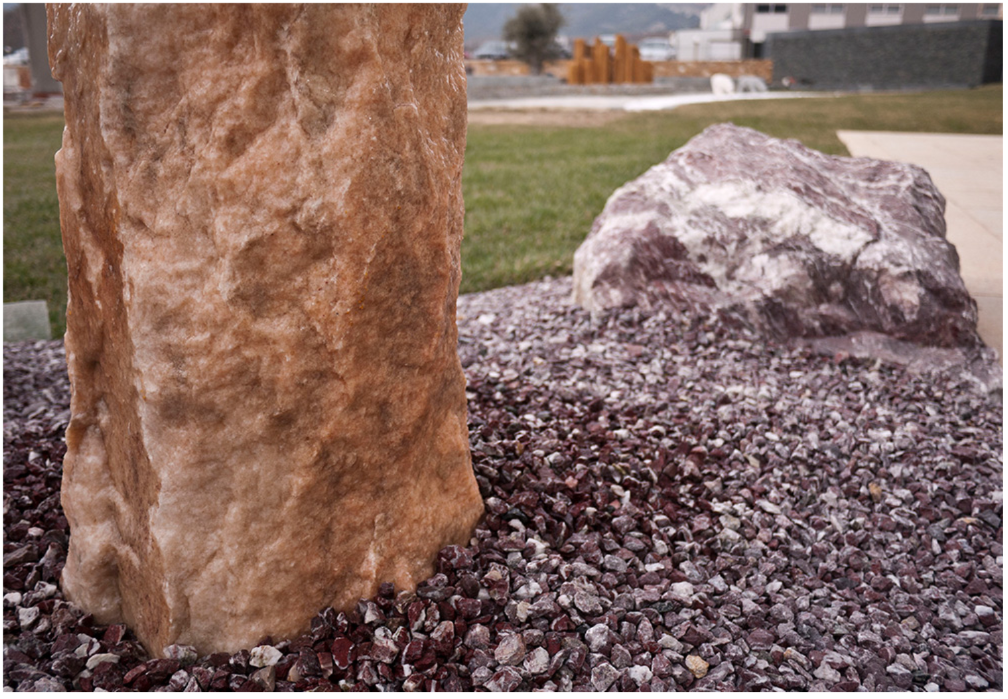 Decorative Aggregates Slate - Chippings - Gravel - Pebbles - Gardens ...