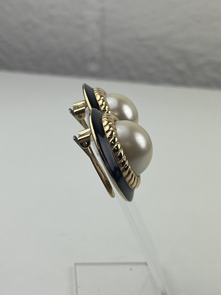 KJL Vintage Faux Pearl Clip On Earrings Round Rope Black Enamel Gold ...