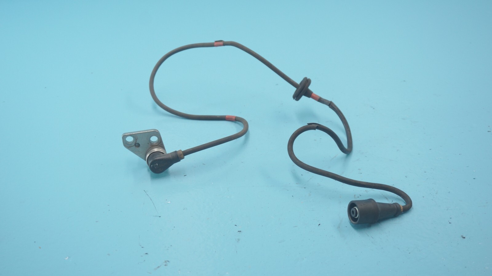86--89 MERCEDES--BENZ R107 560SL , FRONT LEFT SIDE WHEEL SPEED SENSOR ...
