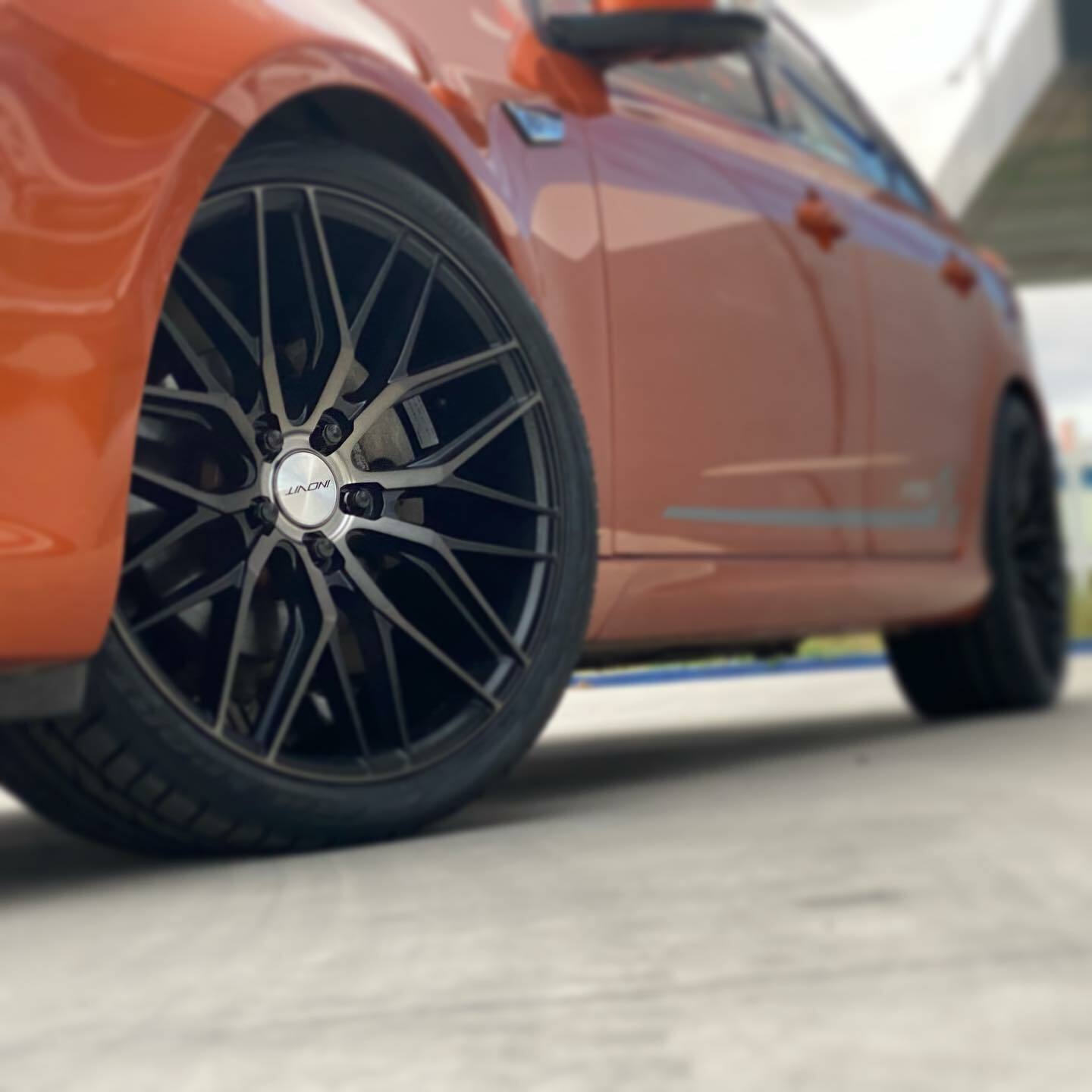 20" INOVIT BLITZ Wheels in Black Dark Tint Finish Size 20x8.5 20x10 PCD ...