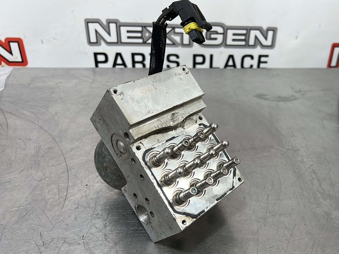 2001-2004 C5 CORVETTE ABS PRESSURE MODULATOR VALVE BPMV OEM #VV943 | eBay