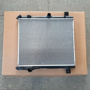 OE Motorkühler Kühler Wasser Passend für Dodge Nitro Jeep Cherokee ...