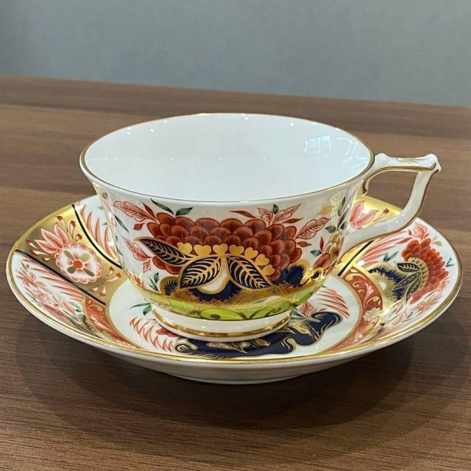 ROYAL CROWN DERBY tea cup and saucer set | eBay