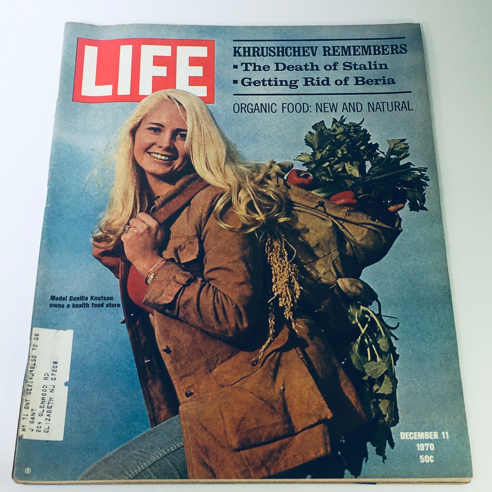 VTG Life Magazine December 11 1970 - Gunilla Knutson Owns A Health Food ...