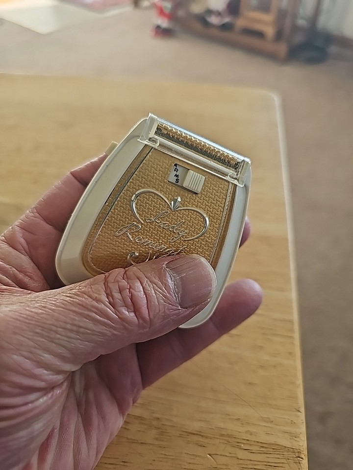 Vintage Lady Remington 1950s Women's Personal Razor Shaver Dual Open ...