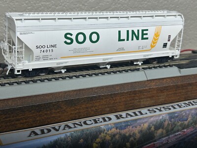 SOO LINE WHEATSHAFT CYLINDRICAL 4650 cu COVERED 3-BAY HOPPER CAR- HO ...