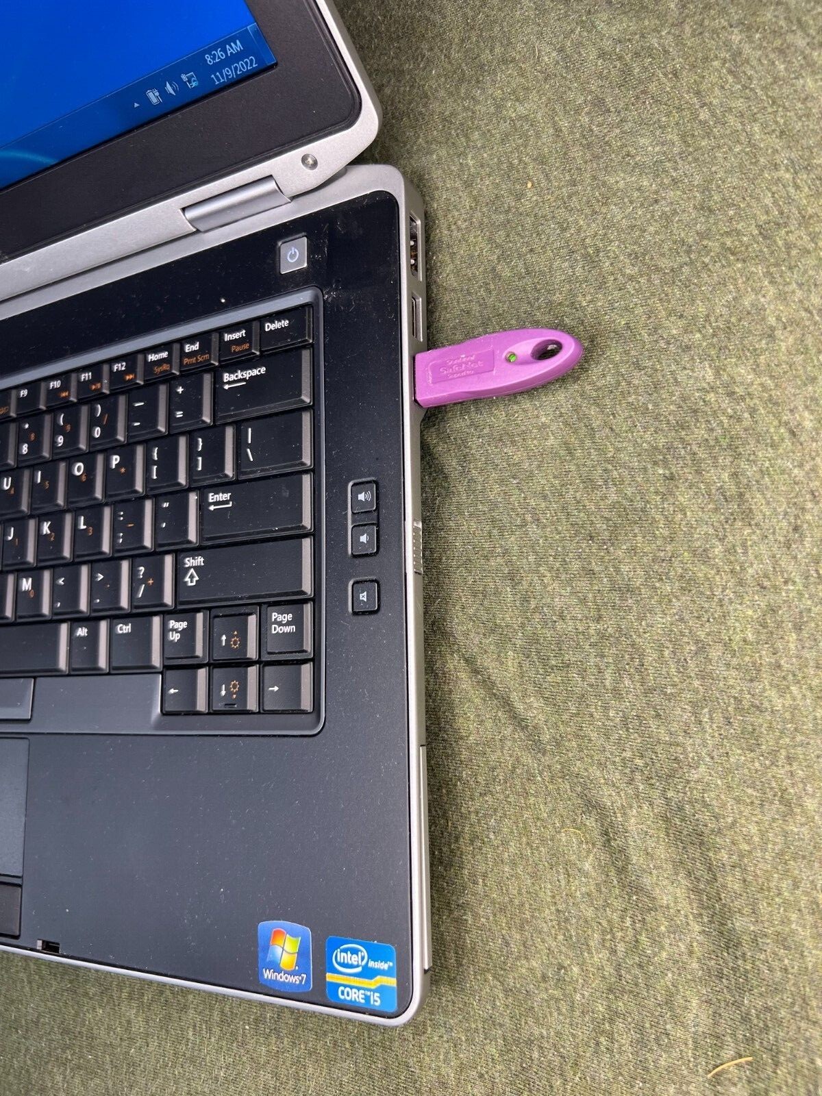 Dell & Software Nicole Laptop with Nicolet software USB key ...