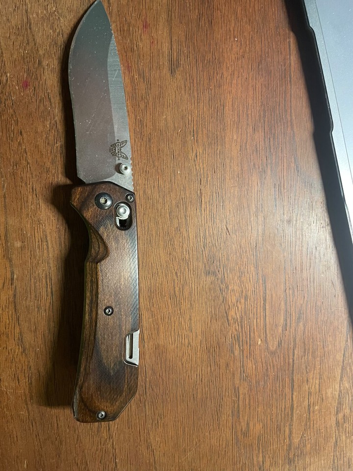 Benchmade HUNT Grizzly Creek Folding Knife 15062 CPM-S30V Blade Wood ...