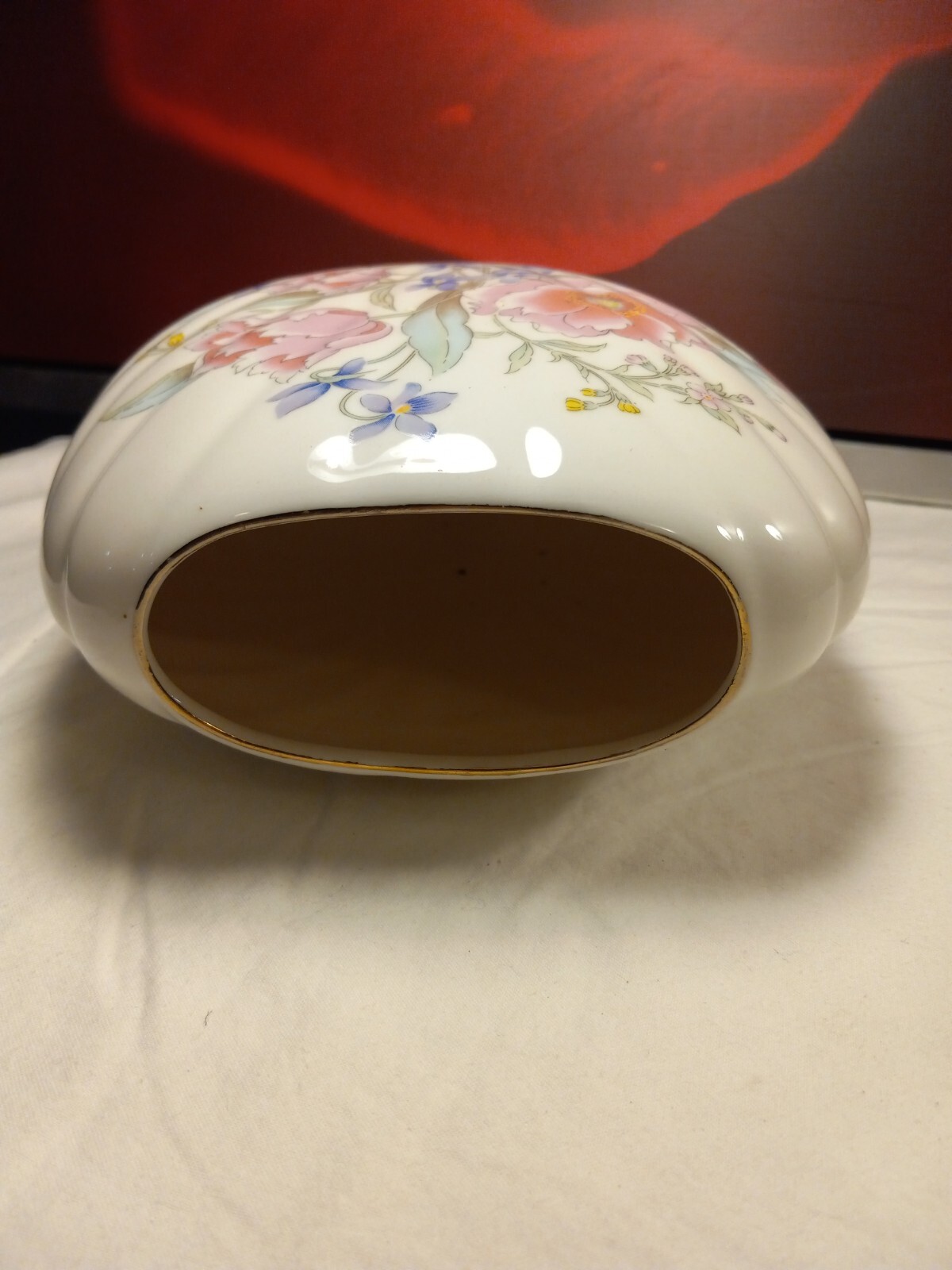 Clam Shell Shape Vase Bouquet Pattern Gold Rim Rose Violet Fine China ...