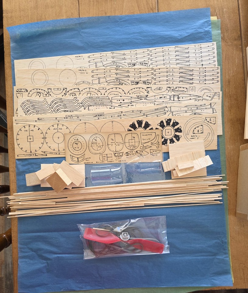 Diels Engineering Rubber Powered Flying Airplane Kit No 5 | eBay