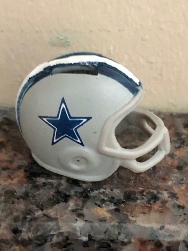 UPDATE HUGE SALE INDIVIDUAL NFL STARTING LINEUP OFFENSIVE HELMETS, BULK ...