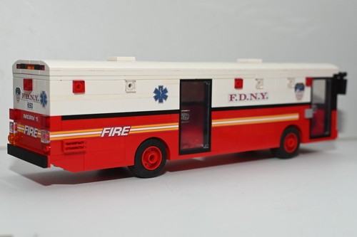 Major Emergency Response Vehicle Model compatible and Built With LEGO ...