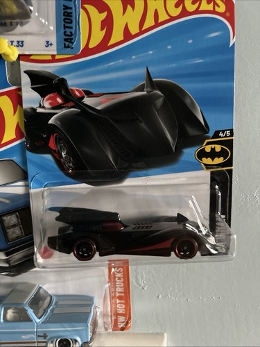 2021 HOT WHEELS BATMAN 4/5 HE BRAVE AND THE BOLD BATMOBILE , BURGUNDY ...