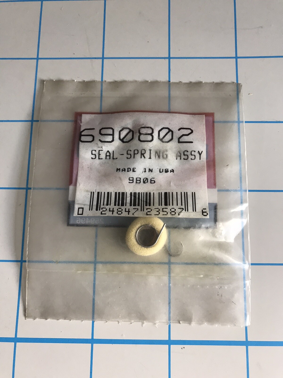 Briggs & Stratton OEM 690802 Replacement Spring/seal Assembly for sale ...