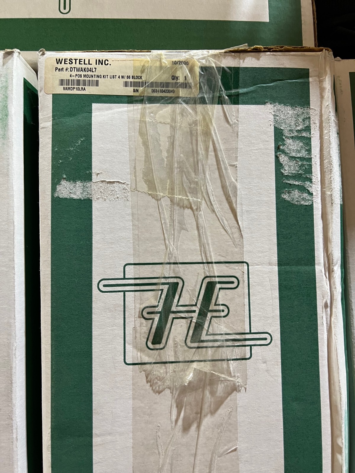 NEW WESTELL HYPEREDGE 4 POSITION WALL MOUNTING ENCLOSURE W/ LOCK DTWA ...