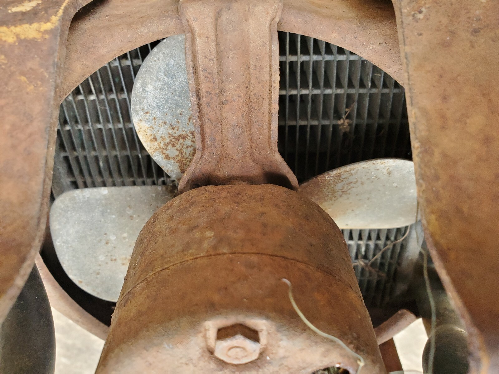 1940s 1950s Goodyear Heater Round Accessory Water Cholo Lowrider Hot ...