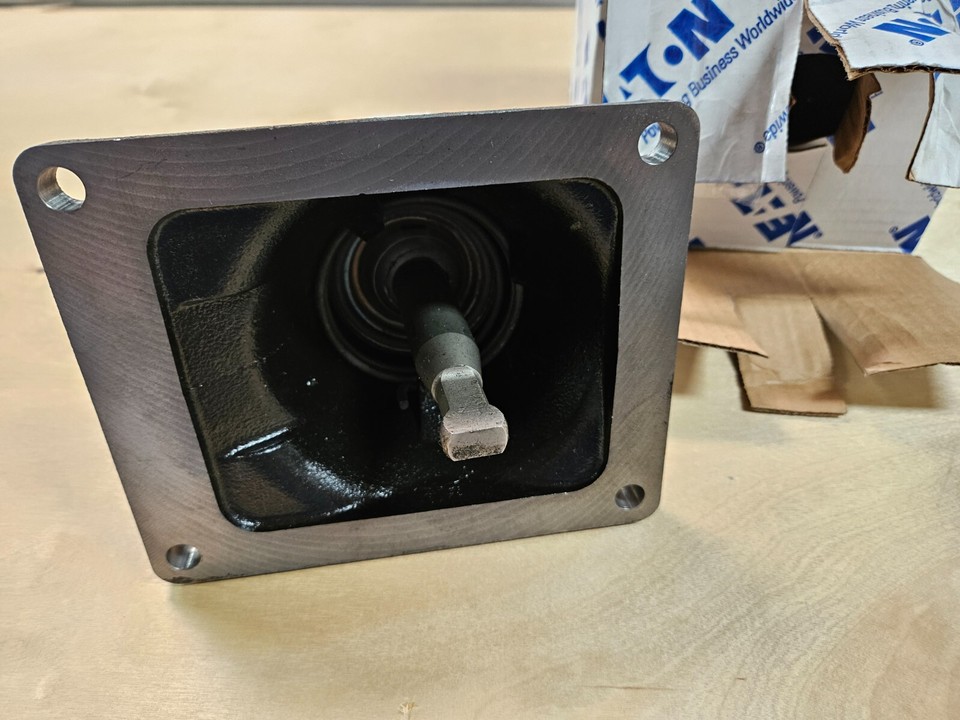 Eaton S2129 Low Tower Shift Lever Housing Assembly With Isolator | eBay