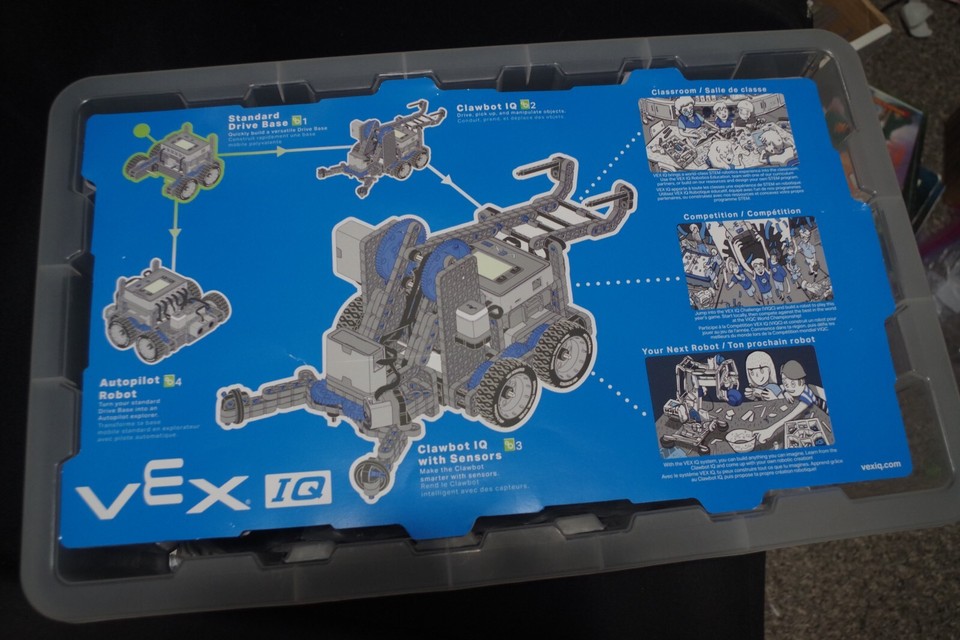 Vex Robotics IQ Construction Kit PLTW 228-3303 (1st Generation), Used ...