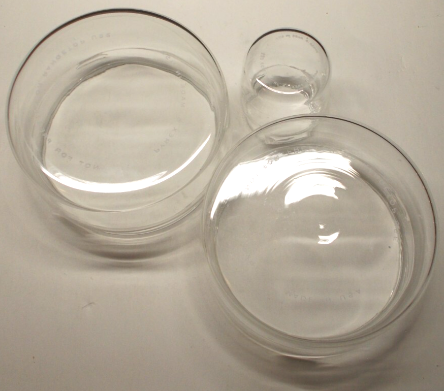 Vintage Pyrex Glass Canisters White Lids 6" x 3 3/4" Tall & 2 5/8' x 3 ...