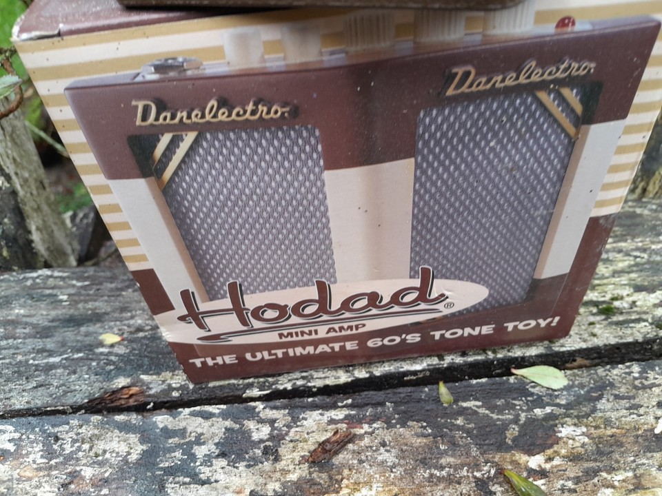 Danelectro Hodad Mini Guitar Amp, 9V Battery Powered for Practice New ...