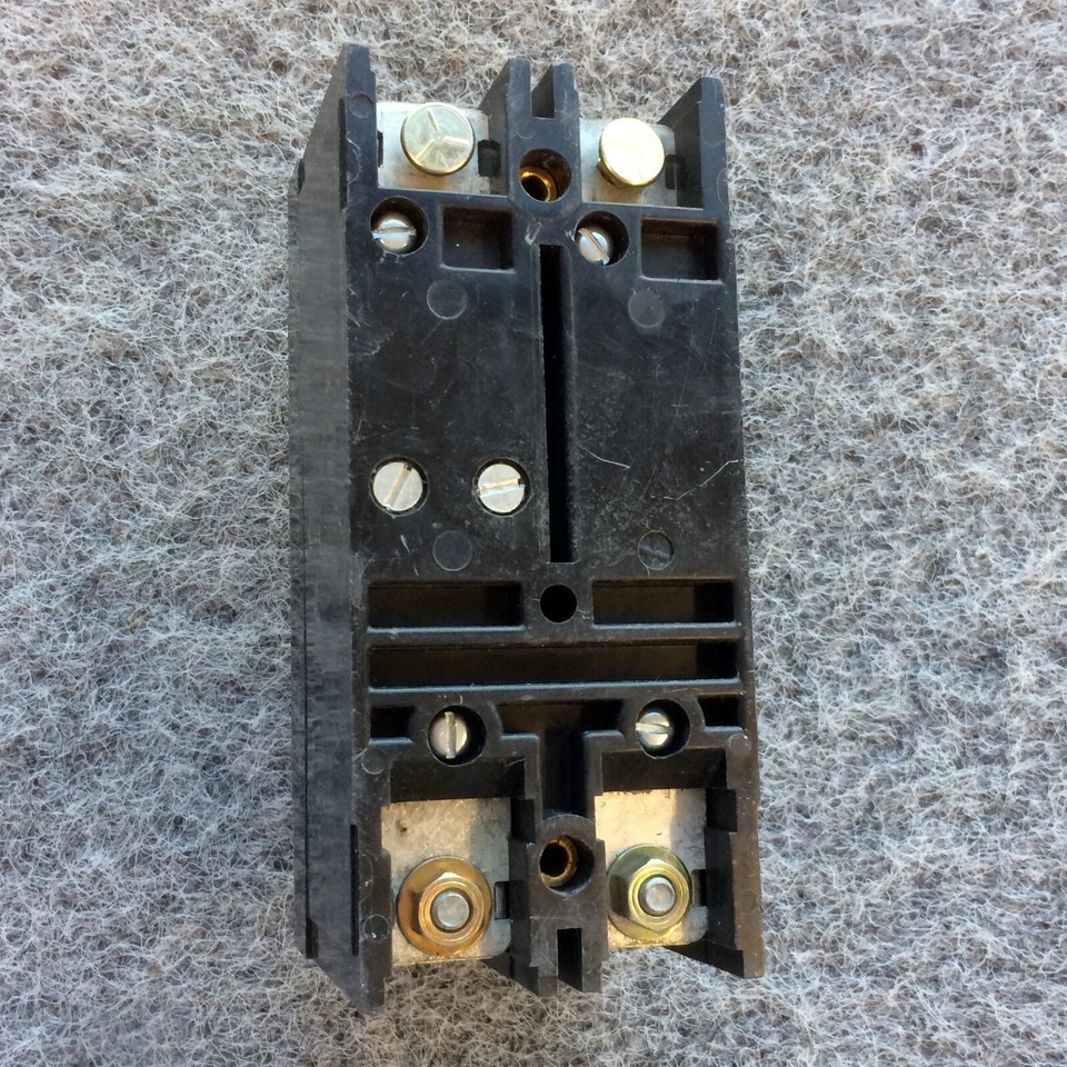 Cutler Hammer CC2200 200 Amp 2 Pole Circuit Breaker Type CC Lugs ...