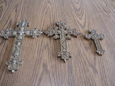 Crucifixes & Crosses - Holy Trinity Cross - Vatican