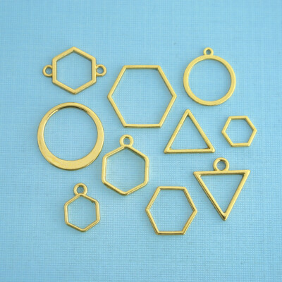 Geometric Charm Collection Gold Tone 10 Different Charms - COL165 | eBay