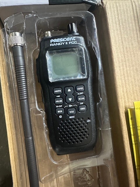 *USED* President Randy II FCC Handheld CB Radio AM/FM w/ 40 Chnls LCD ...