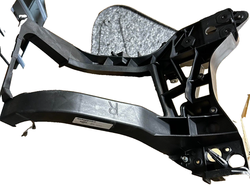 CH1225257 Passenger Headlight Bracket Fits '14-'15 Ram 1500/2500/3500 ...