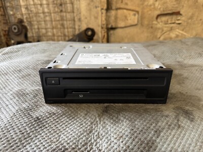 2018 VOLKSWAGEN PASSAT B8 MEDIA STEREO HEAD UNIT 3Q0035820C | eBay