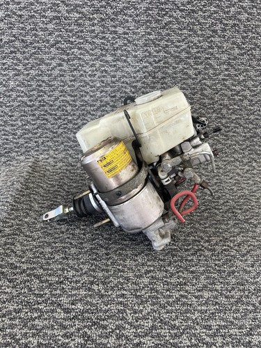 2001-2002 Toyota 4Runner ABS Anti-Lock Brake Pump Module Master ...