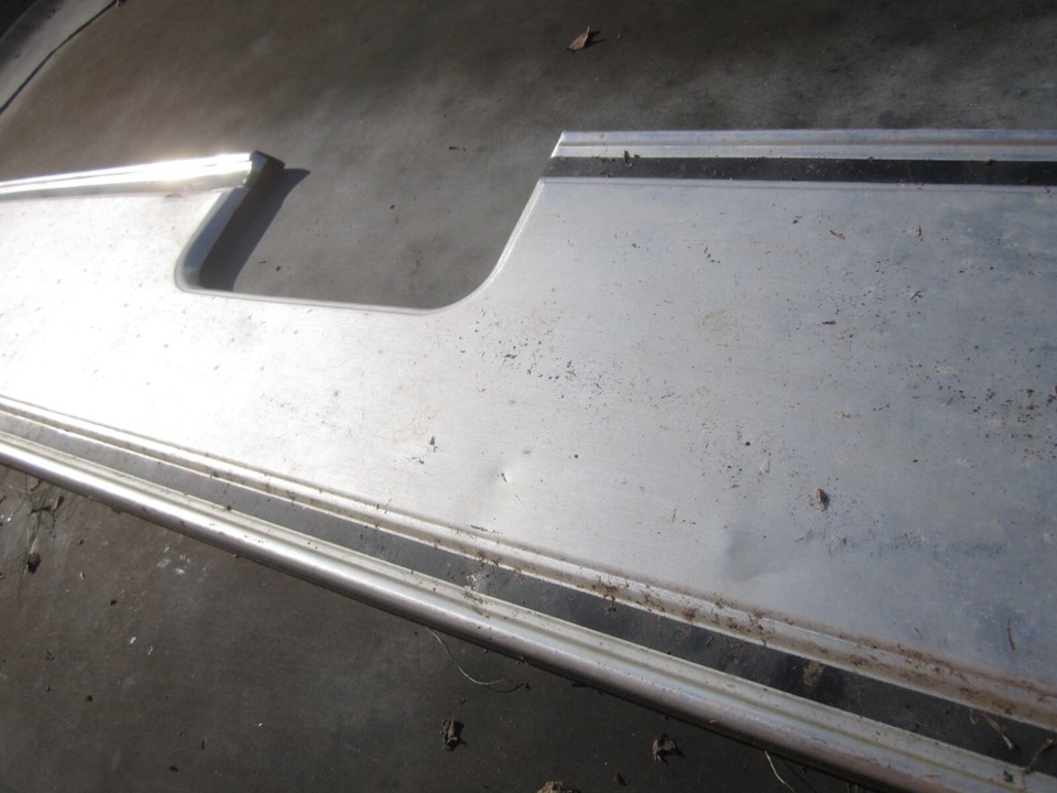 1981-1991 Chevrolet Suburban C10 Silverado Tailgate Trim Panel with ...