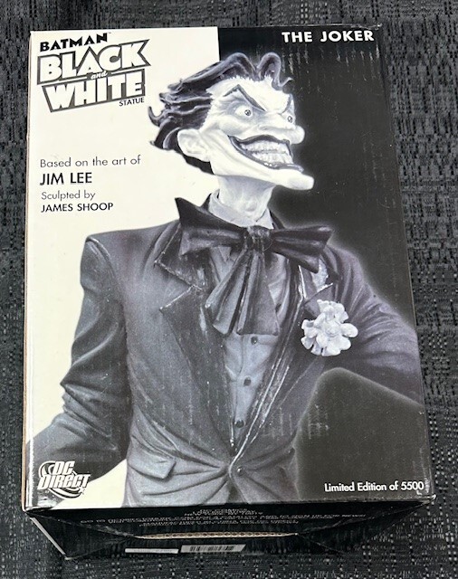 DC Direct Collectables Batman Black and White STATUE JOKER JIM LEE 1'st ...