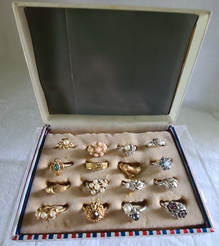 Lot of 16 Vintage Avon Women's Rings Bicentennial Collection | eBay