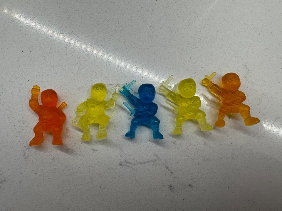 Lot of 25 ToySmith Super Hero & Ninja Figures + 5 Tiny Ninjas, Like ...