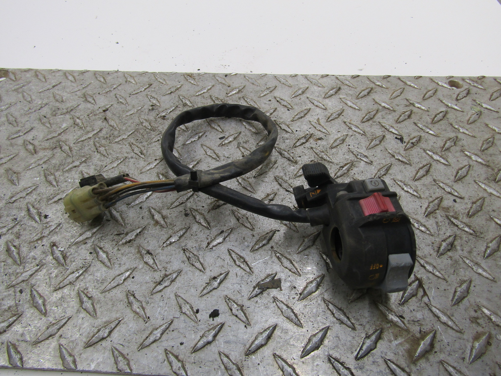 2002 YAMAHA GRIZZLY 660 LEFT HANDLE HANDLEBAR CONTROL SWITCH SWITCHES ...