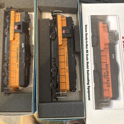 ho scale powered locomotives GP 9 And GP7. Price Per Car | eBay