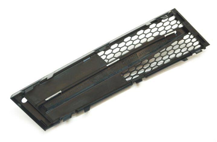 Genuine BMW E92 E93 Front Drivers Side Lower Grille Partially Open ...