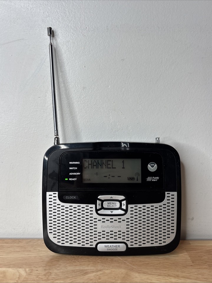 Radio Shack 12-262 Hazard Alert Weather Radio NOAA Public Alert ...