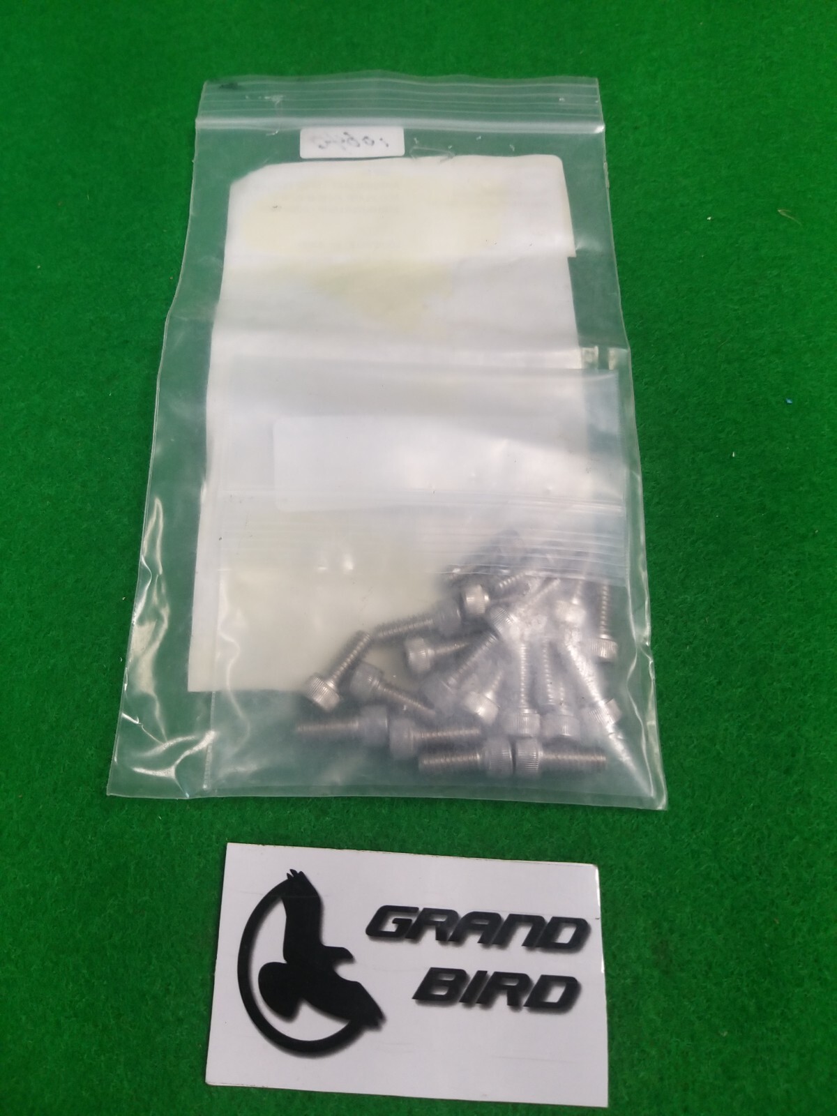 AMAT 3690-01074 SCR CAP SKT HD 1/4-20 X 5/8L HEX SKT S LOT OF 20, NEW | eBay