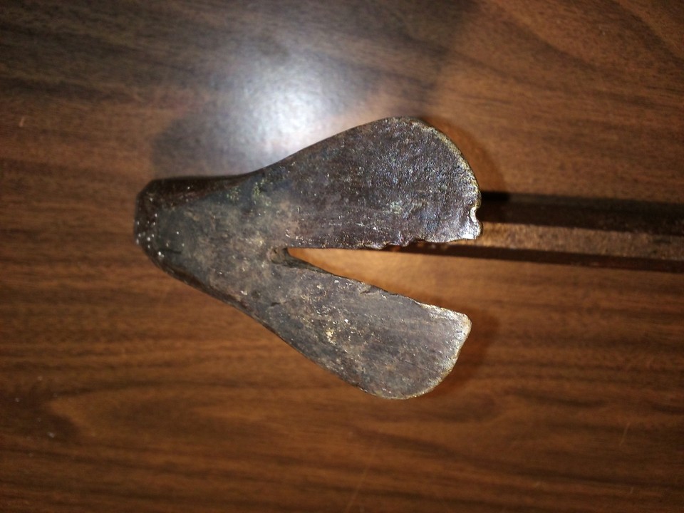 Vintage 27", 4Lb Pry Bar, or Crowbar, Wrecking Bar, Demo Bar. 2" Head ...