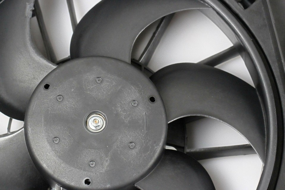 Dual Engine Cooling Fan Assembly Fits Dodge Chrysler Charger 620-039 ...