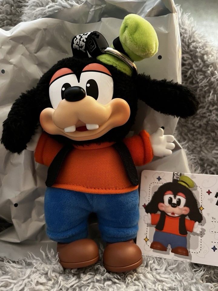 Pop Mart Disney Mickey Family Cute Together GOOFY Plush Keychain ...