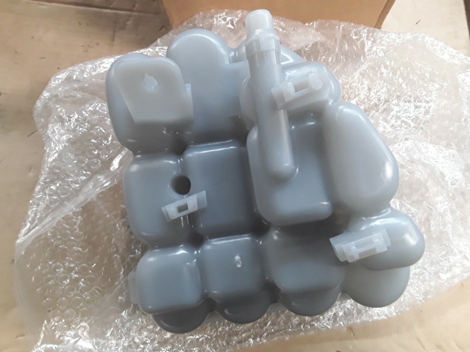 NEW!!! Expansion Tank OEM 7P0121407 **LXXVI99 | eBay